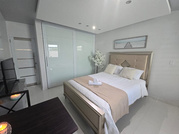 Moderno Apt A Pasos De La Playa/ Desayuno Incluido - Puerto Rico