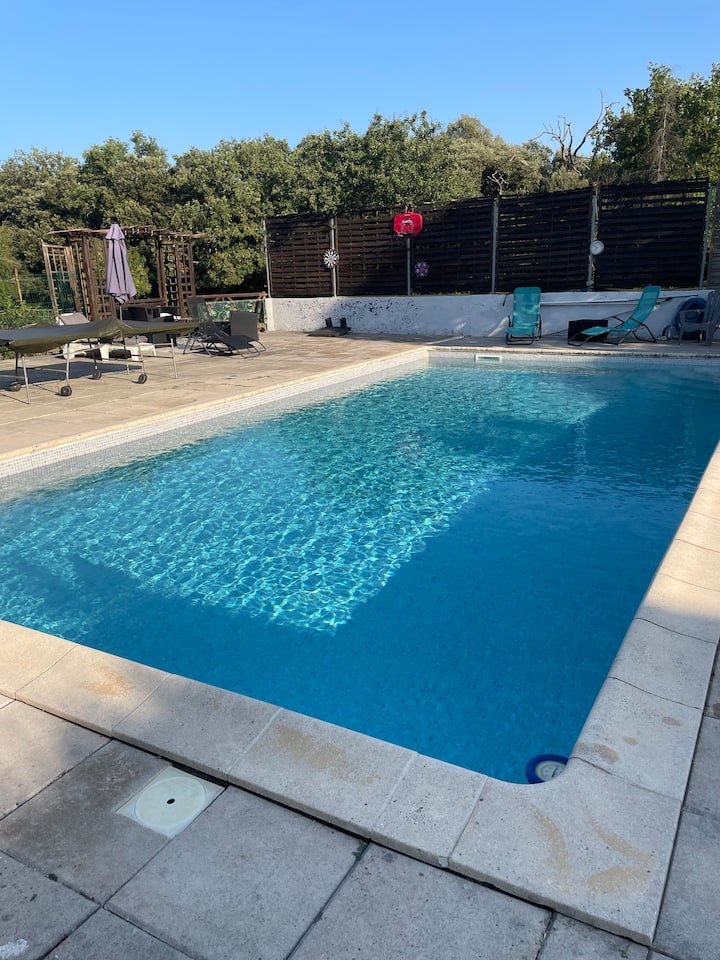 Appartement Dans Une Propriété - Claret