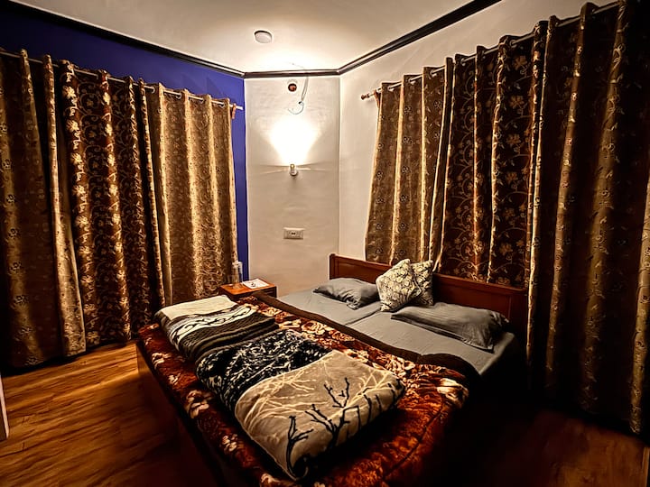 Private Room| Kitchen| 2 Min Walk From Dal Lake R4 - Srinagar