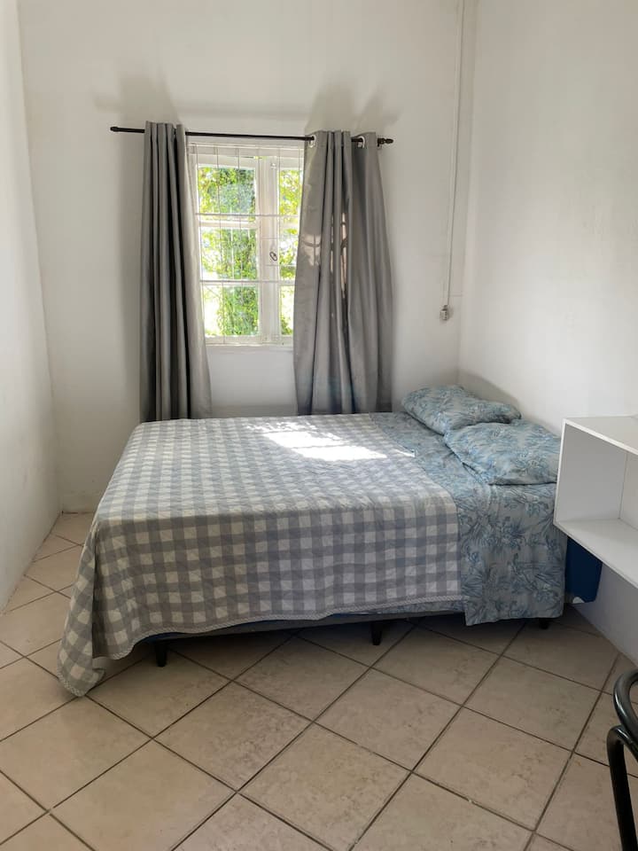 Quarto Em Blumenau - Gaspar
