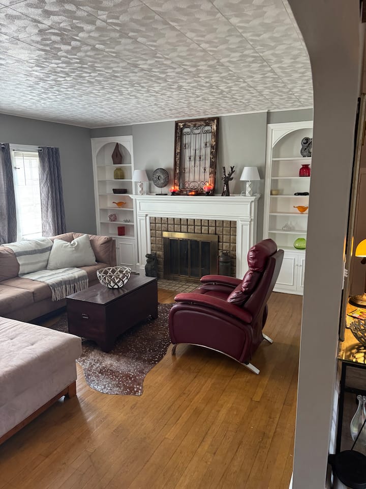 Big Place. A Cozy Nw Lakewood Getaway. - Cleveland