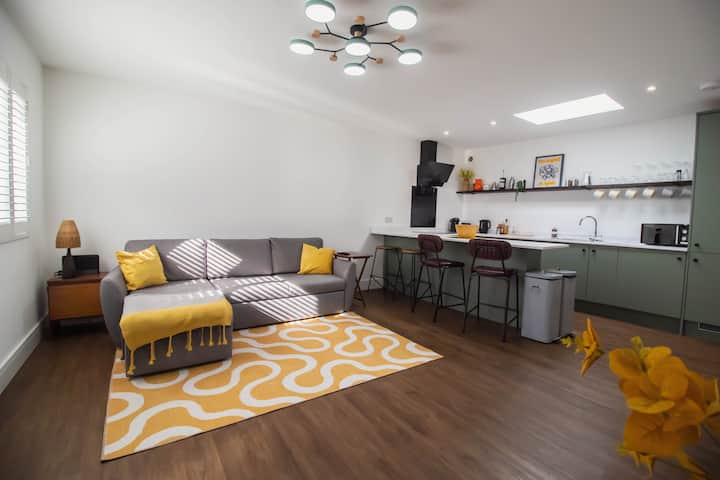 Seaside Hideaway - Seaford