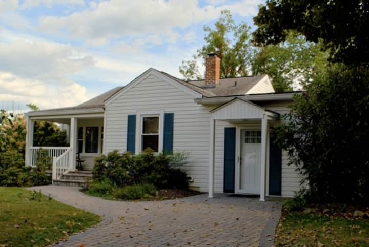 Wolf Hills Cottage - Abingdon, VA