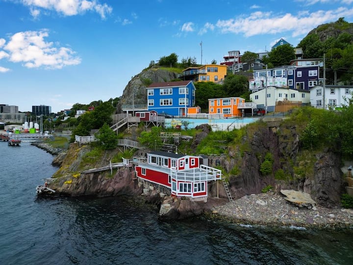 Atlantic Edge Retreat | The Battery’s Best Views - Newfoundland and Labrador