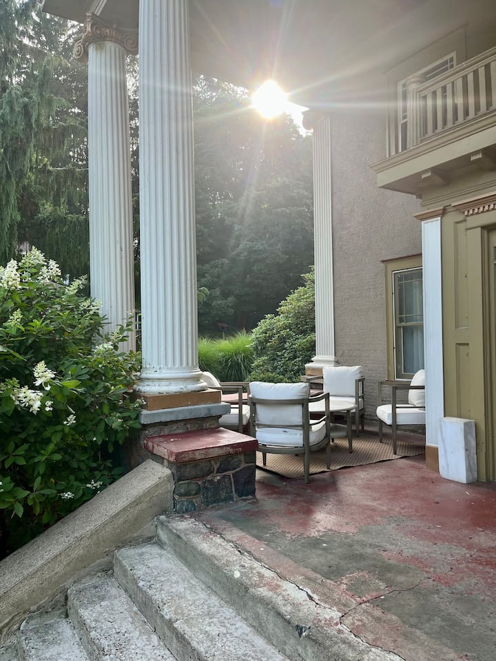 1br Retreat W Pool In Historic Cochranton Home - Pennsylvania