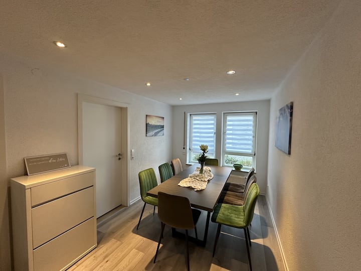 Stilvolle, Helle & Gemütliche Erdgeschoss-wohnung - Ellwangen (Jagst)