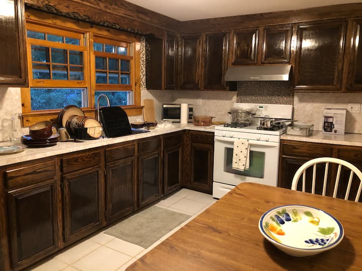 Furnished Corporate Housing - White Plains, NY