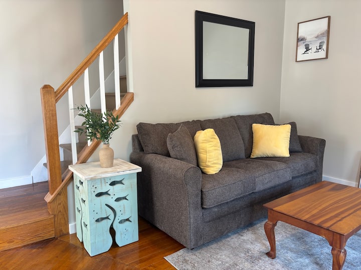 Modern Simplicity In Clayton - Cedar Point State Park, Clayton