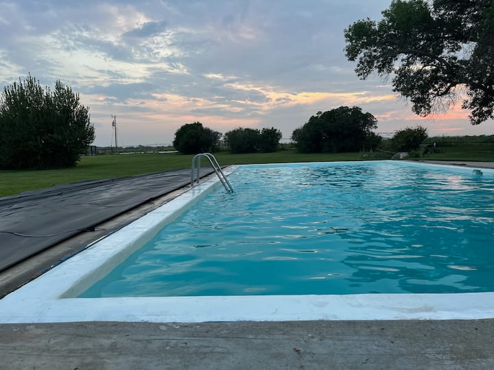 A Little Slice Of Farm Life - Splash Pad, Cowley