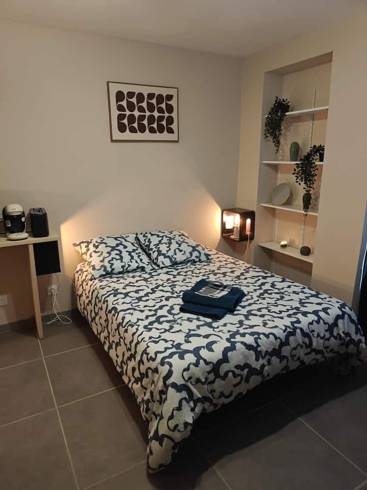 Studio Plein Centre Ville Evron - Évron