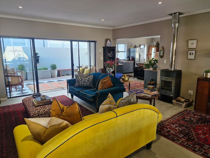 4 On Columbus - Stylish Home - Sandbaai