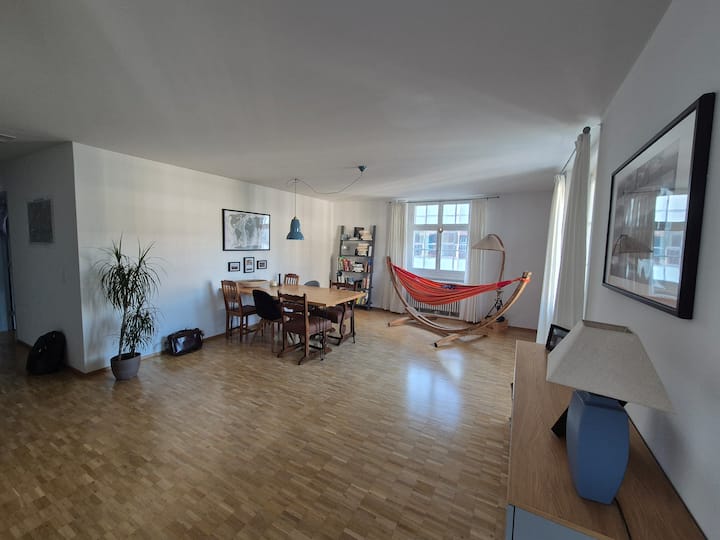 3 Zi-wohnung - Möbliert,temporär - Aarau