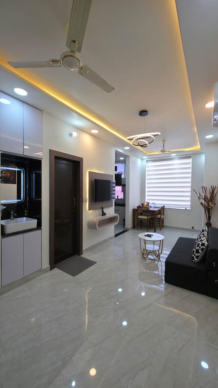 Luxe 2bhk | Otts, Snacks & Beverages, Inverter - Jaipur