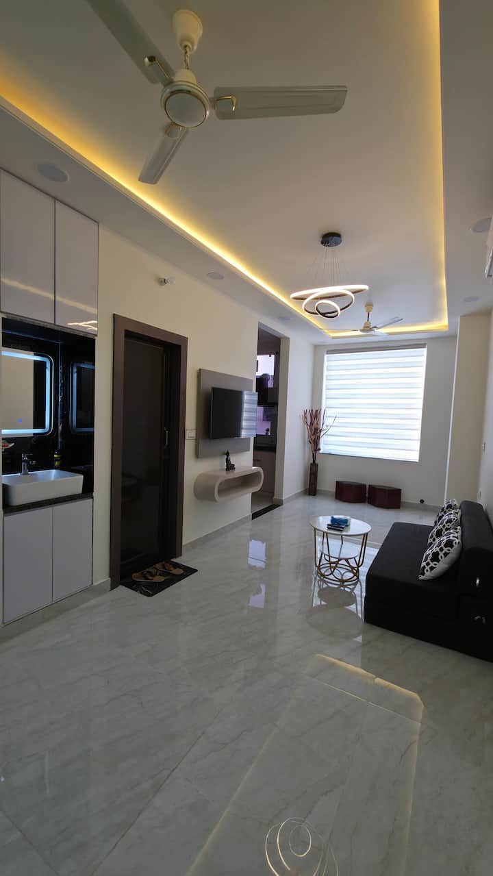 Mahal Heights 2bhk – Smart Tv, Inverter & Luxury - Jaipur