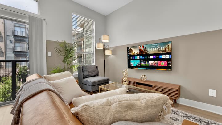 Luxury 1bd | Deep Ellum | Free Parking | Pool+gym - Dallas, TX