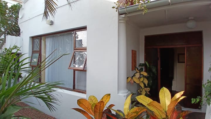 Portside Inn - East London