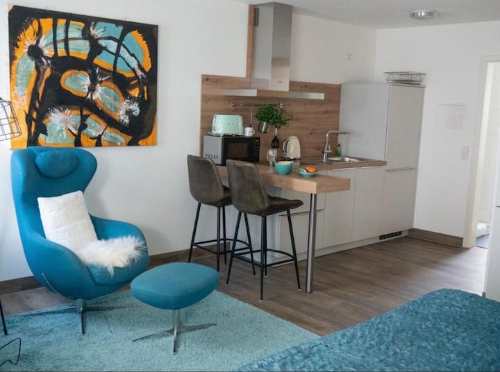 Studio-parkplatz-netflix-balkon - Plochingen