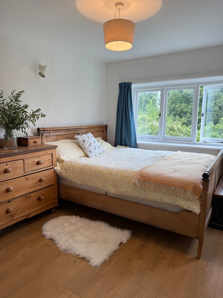 Hampshire Hideout! - Petersfield