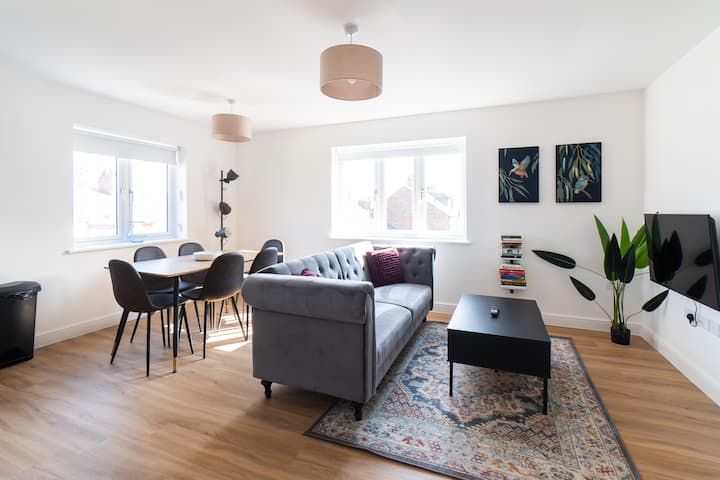 Spacious 2bed Stay | Rothley Village • Parking (3) - Loughborough