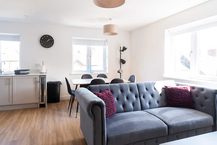 City-centre 2br Apartment With Free Parking - Loughborough