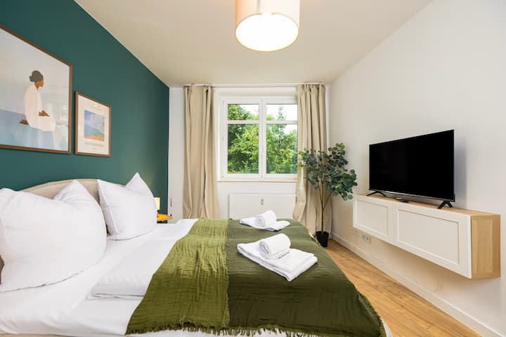 Nora: Balkon | Messe | 24/7 Check-in | Smart-tv - Dresden