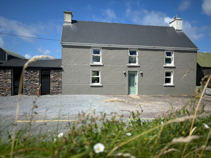 Luxurious Farmhouse, Dingle - Dingle