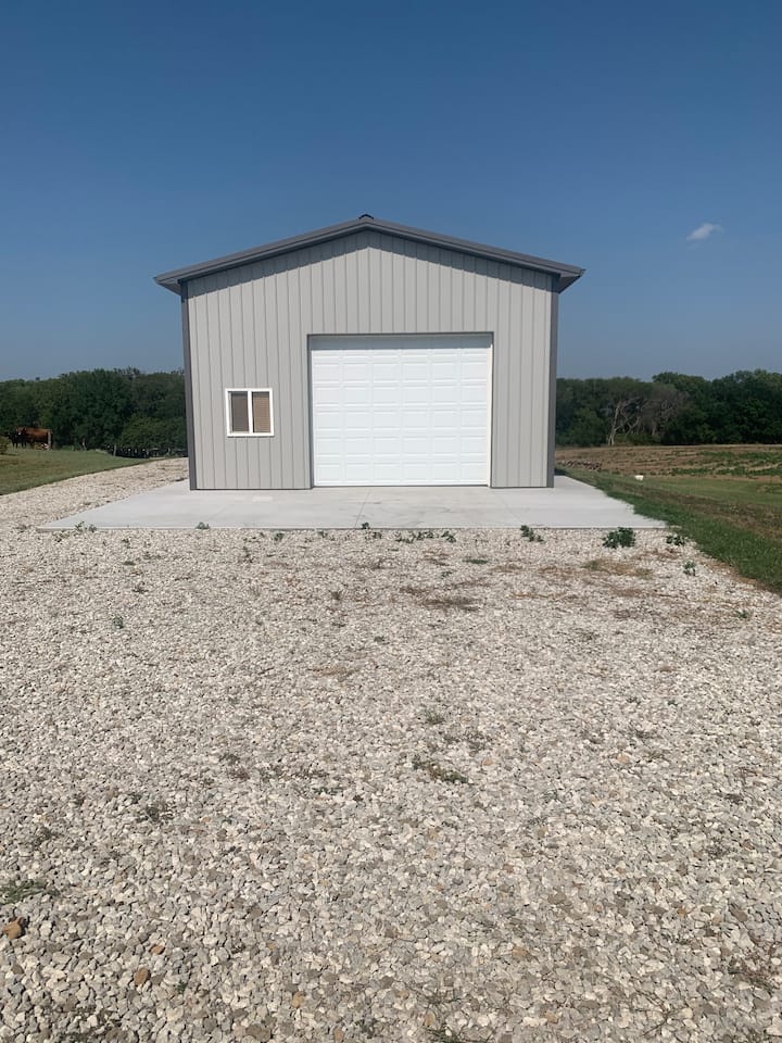 The Hideaway - Minneapolis, KS