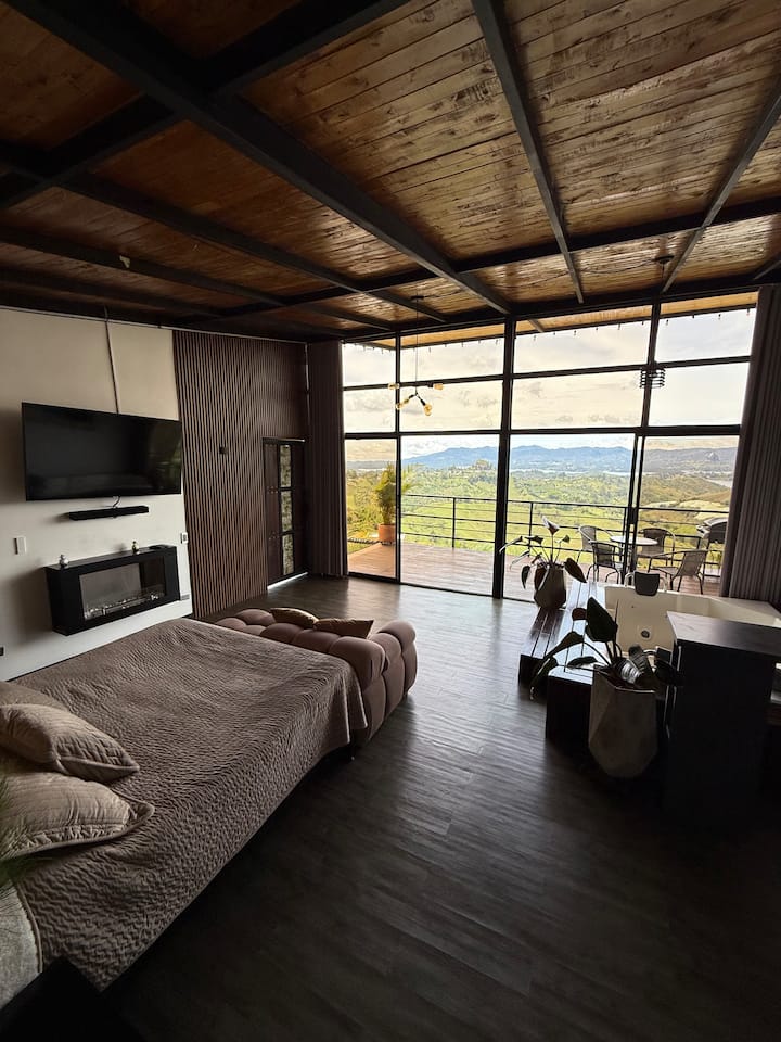 Luxury Cabin | Guatapé Lake View + Jacuzzi + Wifi - Peñol