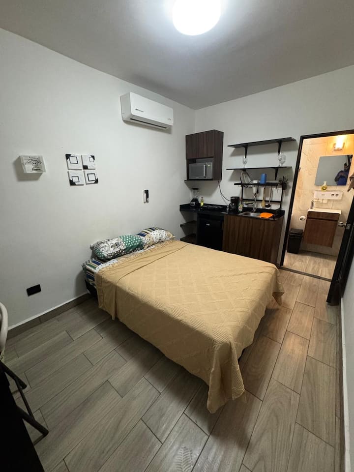 Habitación 3 Min De Paseo La Fe - Guadalupe, Mexico