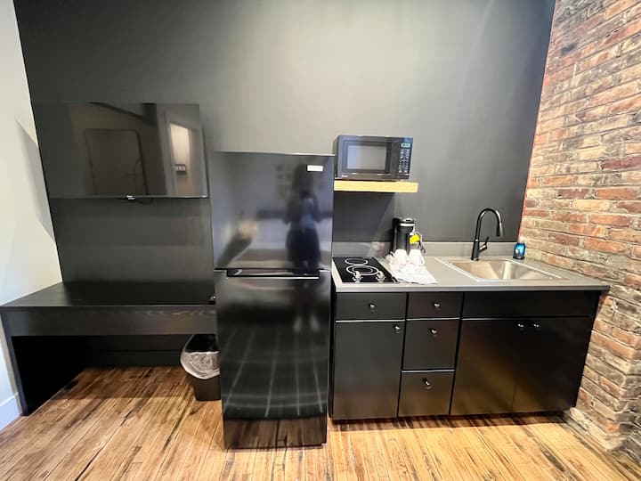 Luxury Loft - Best Downtown Location - Toledo, OH
