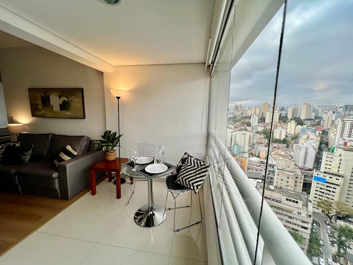 High-rise Apartment | Stunning City View | 2 Bd - São Paulo