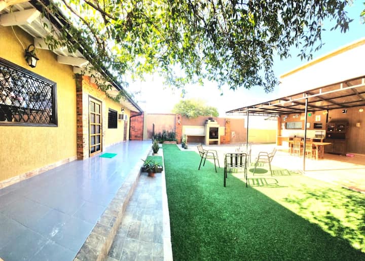 Hermoso Chalet Independiente - Asunción