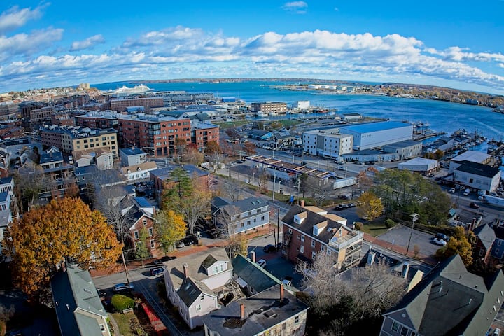 Rare West End Home • Walk To Old Port, Harbor View - Portland, ME