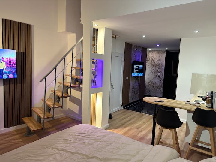 Appart Love Room + Cinéma Room - Roubaix