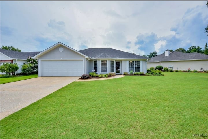 Weatherby Airbnb - Tuscaloosa, AL