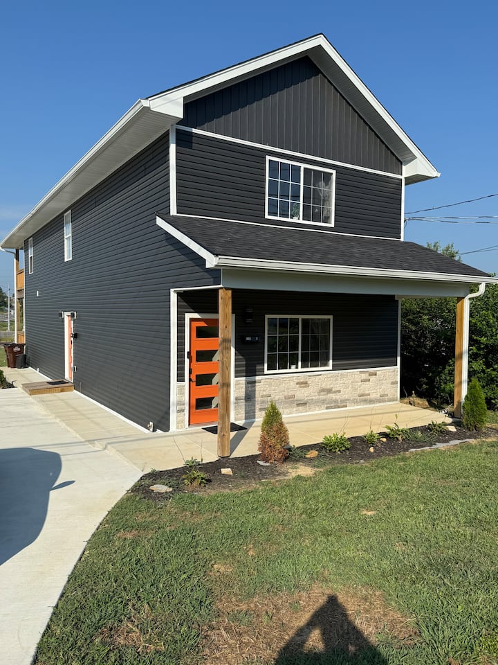 Hawkins Landing Apartment A - 伊麗莎白