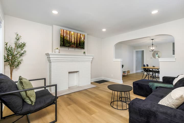Newly Renovated, Cozy Home In Columbus - Columbus, OH