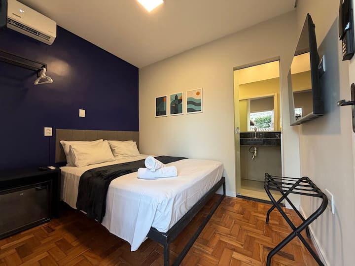 Flat Com Banheiro Próximo A Savassi - Belo Horizonte