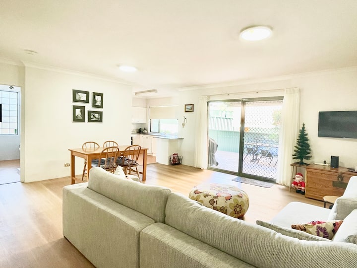 Cronulla Sunny Beach & Bay Unit, Walk Everywhere - Bundeena