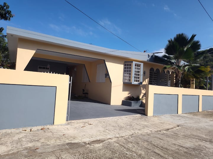 Luz Del Mar House - Isabela