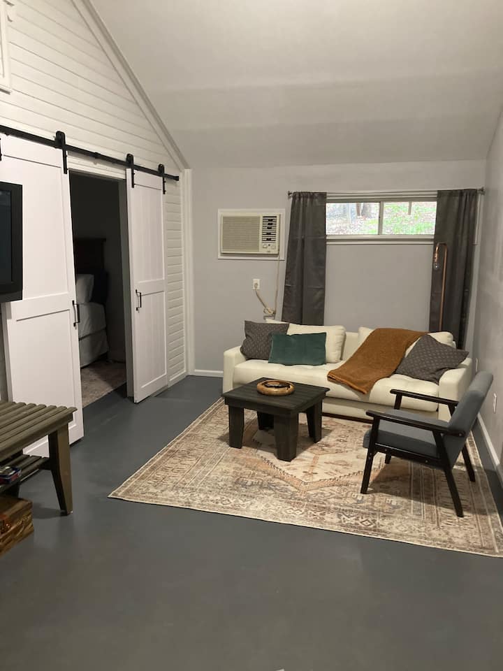 Sweet Dill At Pickles Gap - Conway, AR