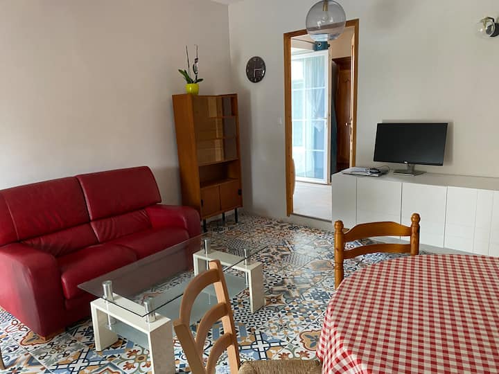 Jolie Petite Maison En Campagne Avec Piscine - Aizenay