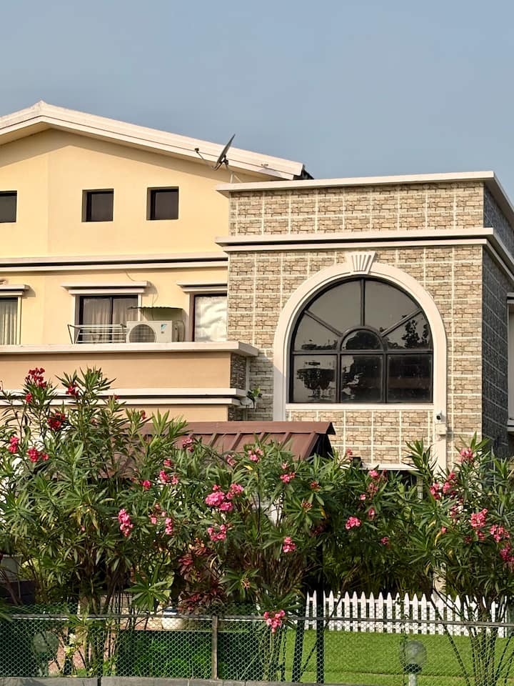 Tilottama - A Cozy Home Away From Home In Roychak. - Diamond Harbour