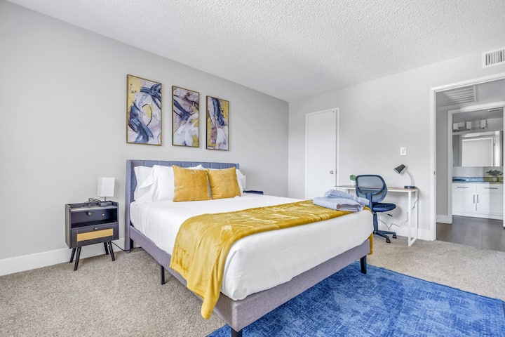 1br | Pool |Gym | 1 Mi To Banner Hospital - Mesa, AZ