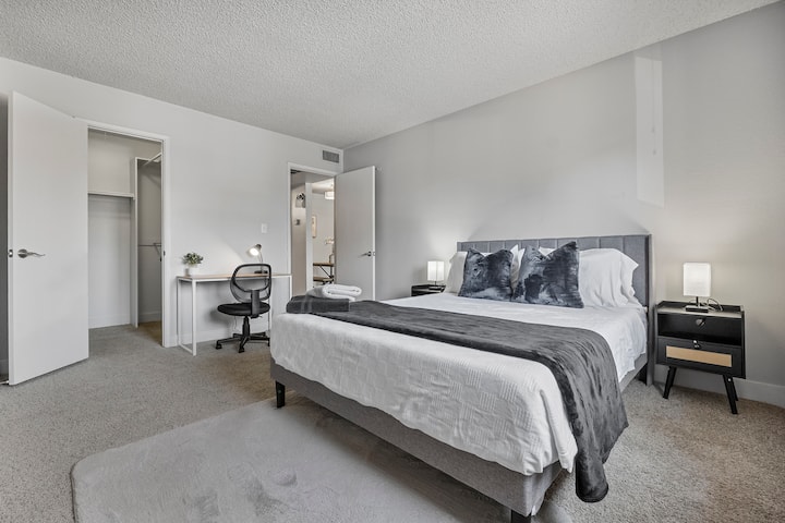 1br | Pool |Gym | 1 Mi To Banner Hospital - Mesa, AZ