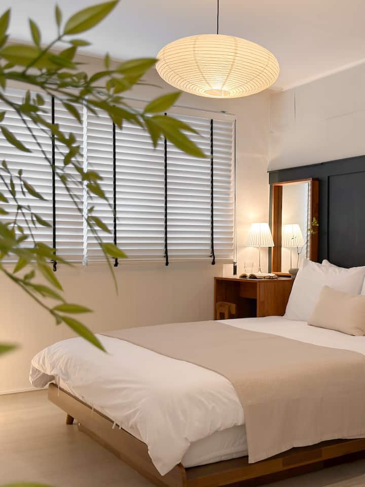 New Open 그리닛스테이 #뚝섬역3min #성수역 10min # #연무장길 #서울숲 - Seoul