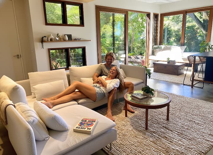 Byron Treehouse Studio-luxe Bush & Beach Retreat - Byron Bay