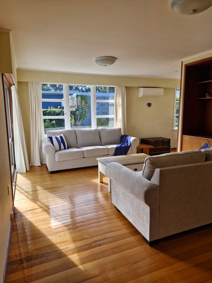 Central, Character, Comfort - Whakatane