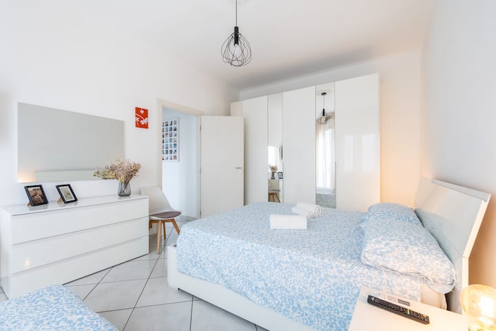 [Rondò M1] Modern And Cozy Apartment For Groups - Sesto San Giovanni