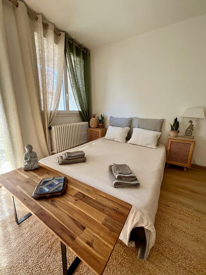 Studio Lumineux Cosy 
10min  Palais Des Papes - Festival d'Avignon